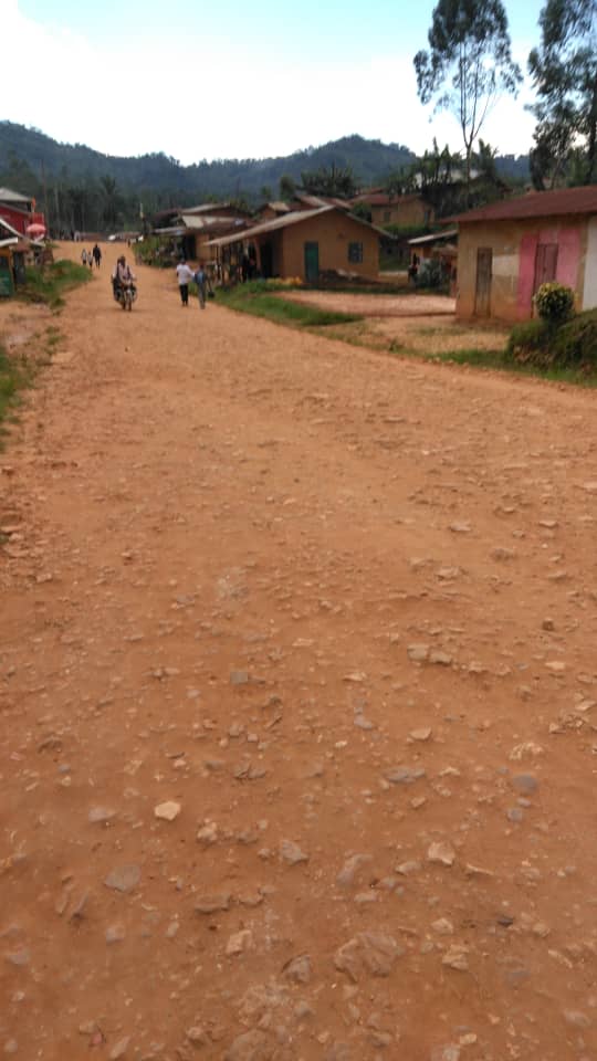 Mutu mmoja Afariki dunia kwa kwa kufunikiwa matope wakati wa mporomoko ...